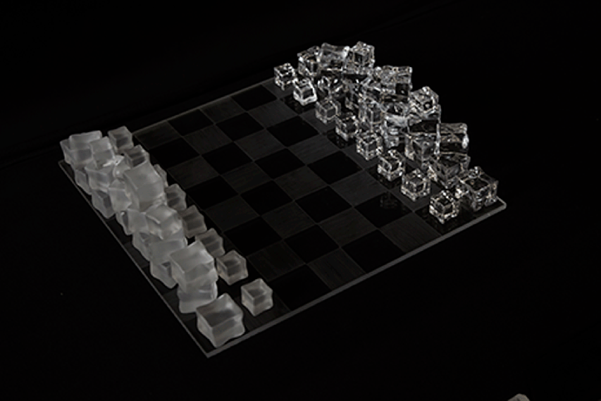 Ice Chess Set by Chang Wang – SVA Design
