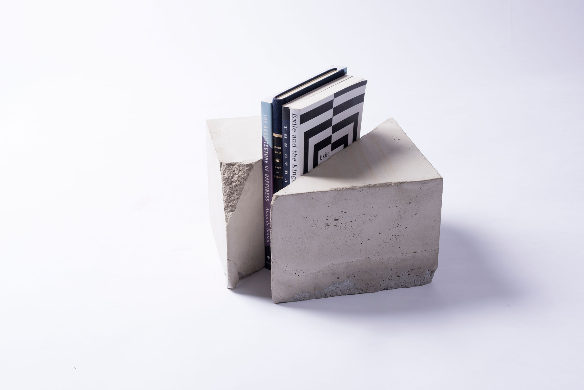 Concrete Bookends by Michelle Rhee – SVA Design