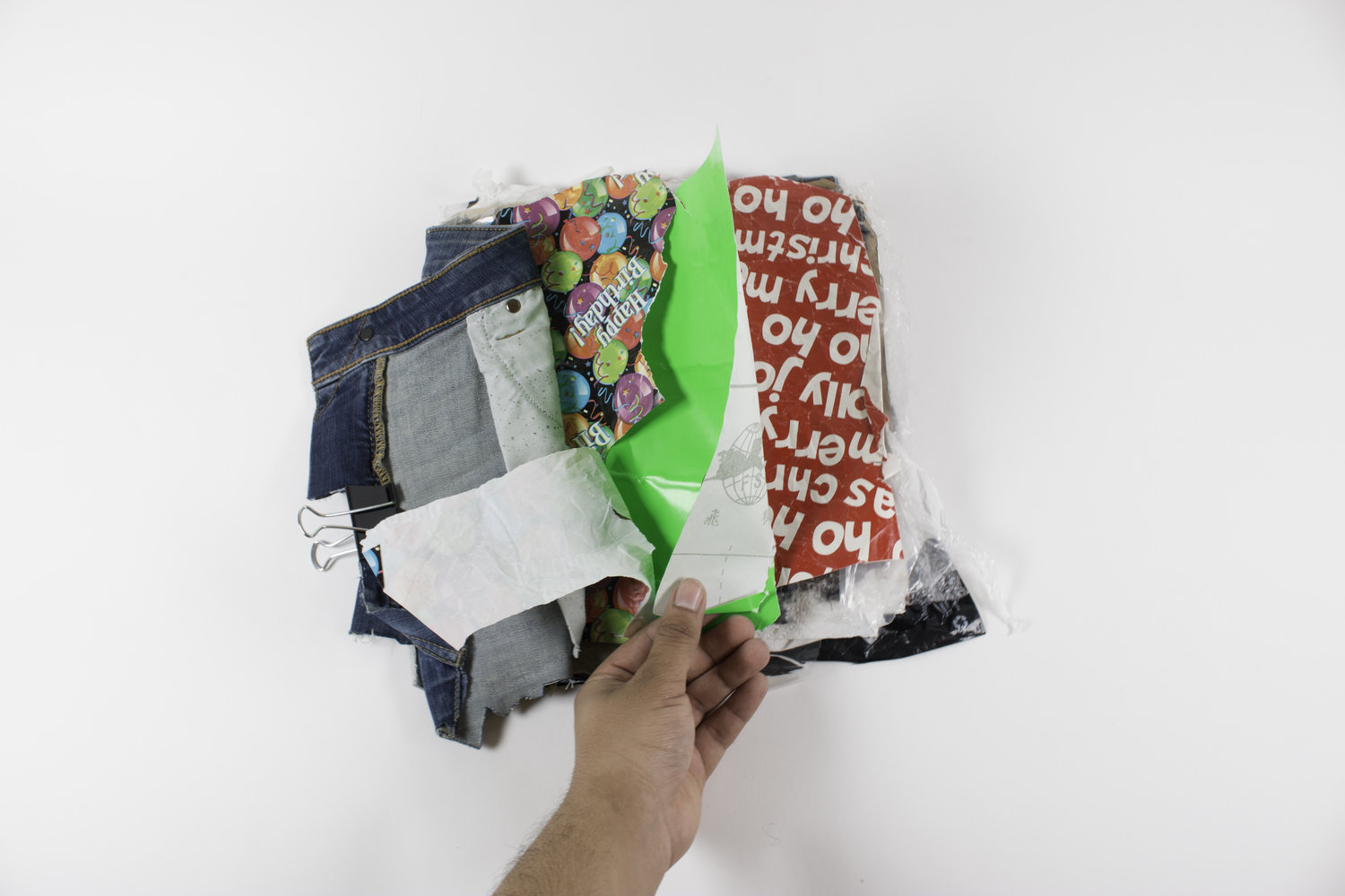 Trash Book by Jonathan Frias – SVA Design